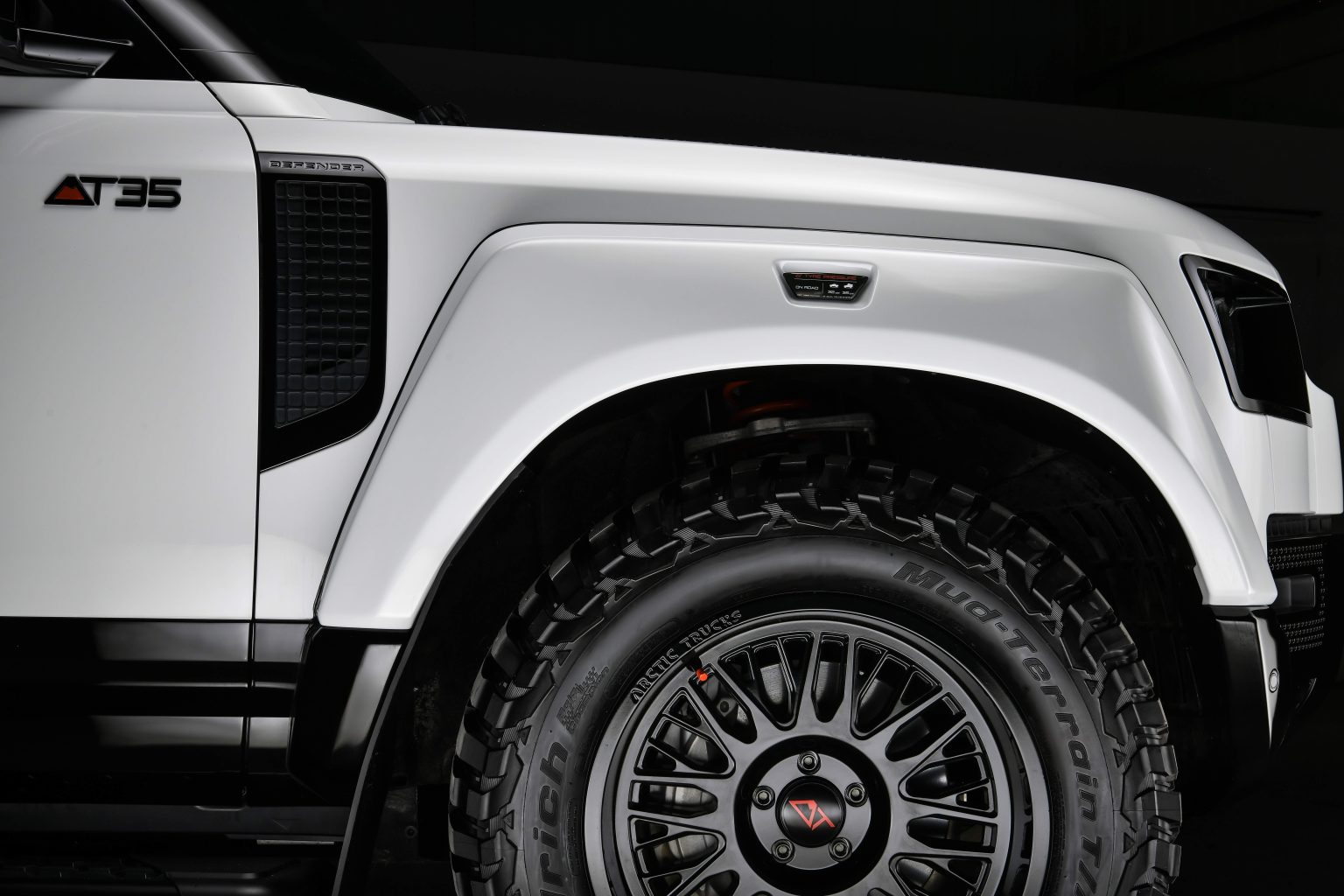 Land Rover Defender AT35 - Arctic Trucks UK